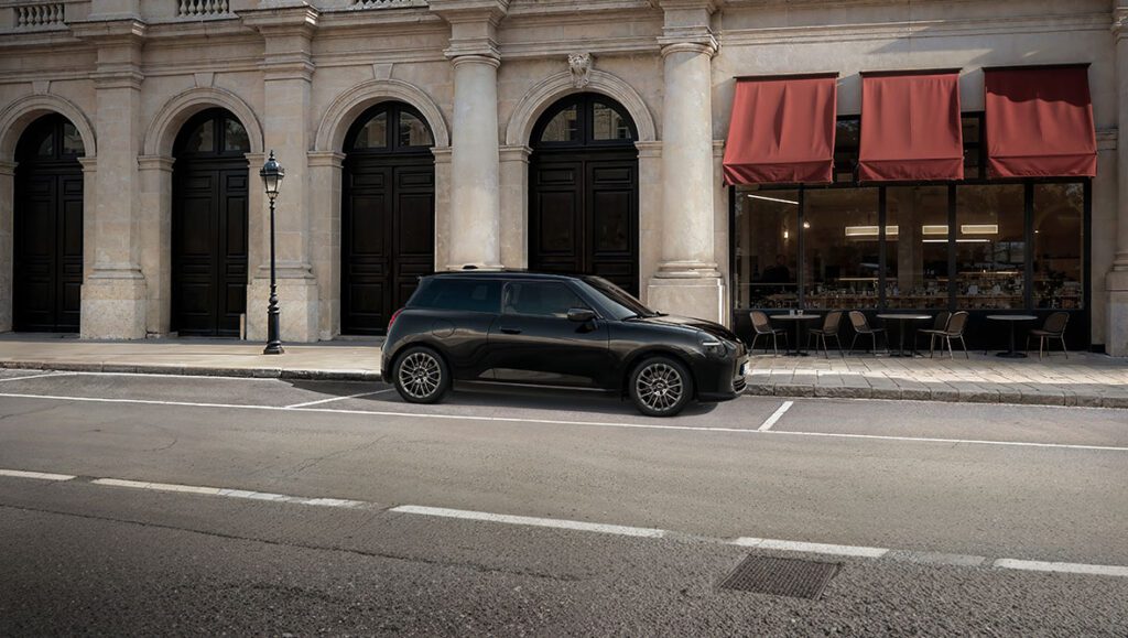 MINI Cooper E Blackyard – Privatleasing ab 249,- € /mtl.* - Hansa Nord